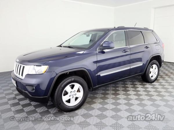 Zils Jeep Grand Cherokee 2012 Tallina, ar dzinēja tilpumu 3.60 L un nobraukumu 241 tūkst. km par 5999 €, foto 2 vietnē AUTOMOTO.COM.LV