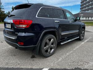 Blue Jeep Grand Cherokee 2012 in Tallinn, with an engine capacity of 3.00 L and mileage of 286 thousand km for 9300 €, photo 6 on AUTOMOTO.COM.LV