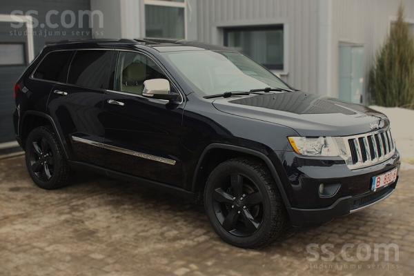 Blue Jeep Grand Cherokee 2012 in Riga, with an engine capacity of 3.60 L and mileage of 0 thousand km for 8450 €, photo 8 on AUTOMOTO.COM.LV