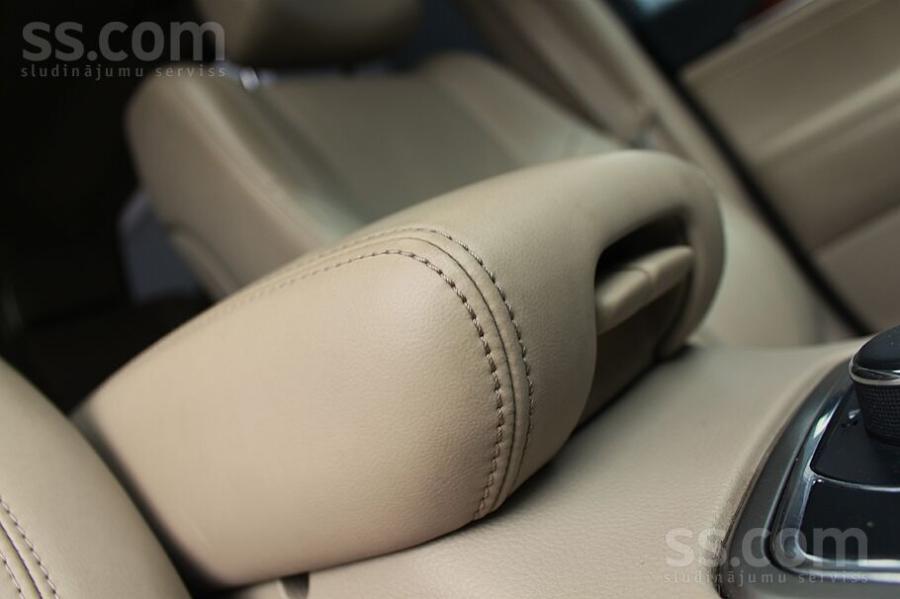 Zils Jeep Grand Cherokee 2012 Rīga, ar dzinēja tilpumu 3.60 L un nobraukumu 0 tūkst. km par 8450 €, foto 25 vietnē AUTOMOTO.COM.LV