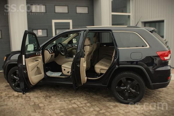 Blue Jeep Grand Cherokee 2012 in Riga, with an engine capacity of 3.60 L and mileage of 0 thousand km for 8450 €, photo 9 on AUTOMOTO.COM.LV