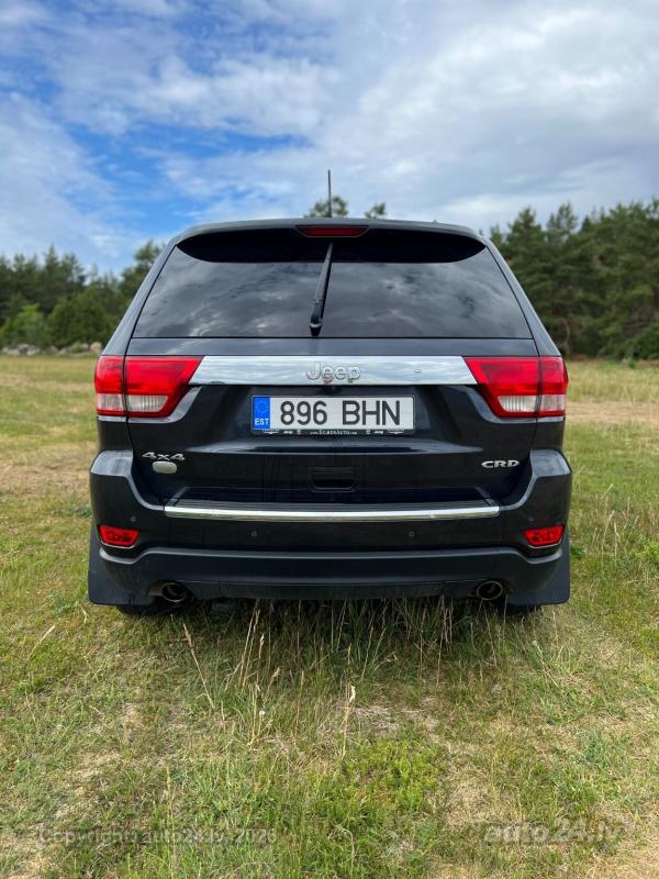 Blue Jeep Grand Cherokee 2012 in Tallinn, with an engine capacity of 3.00 L and mileage of 231 thousand km for 7600 €, photo 4 on AUTOMOTO.COM.LV