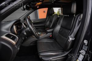 Blue Jeep Grand Cherokee 2013 in Jelgava, with an engine capacity of 3.00 L and mileage of 0 thousand km for 12200 €, photo 8 on AUTOMOTO.COM.LV
