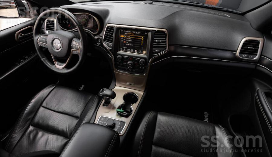 Blue Jeep Grand Cherokee 2013 in Jelgava, with an engine capacity of 3.00 L and mileage of 0 thousand km for 12200 €, photo 14 on AUTOMOTO.COM.LV