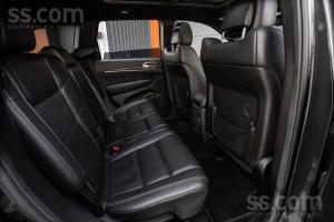 Blue Jeep Grand Cherokee 2013 in Jelgava, with an engine capacity of 3.00 L and mileage of 0 thousand km for 12200 €, photo 15 on AUTOMOTO.COM.LV