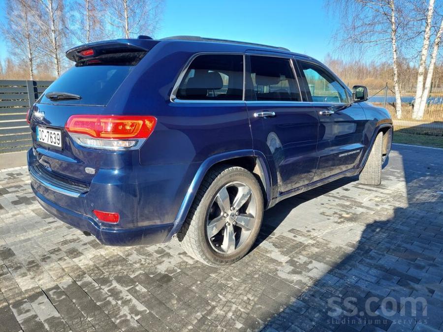 Blue Jeep Grand Cherokee 2014 in Jelgava, with an engine capacity of 3.00 L and mileage of 143 thousand km for 12000 €, photo 10 on AUTOMOTO.COM.LV