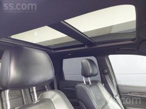Blue Jeep Grand Cherokee 2014 in Jelgava, with an engine capacity of 3.00 L and mileage of 143 thousand km for 12000 €, photo 17 on AUTOMOTO.COM.LV