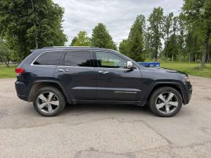 Zils Jeep Grand Cherokee 2014 Viļņa, ar dzinēja tilpumu 3.60 L un nobraukumu 172 tūkst. km par 14500 €, foto 9 vietnē AUTOMOTO.COM.LV