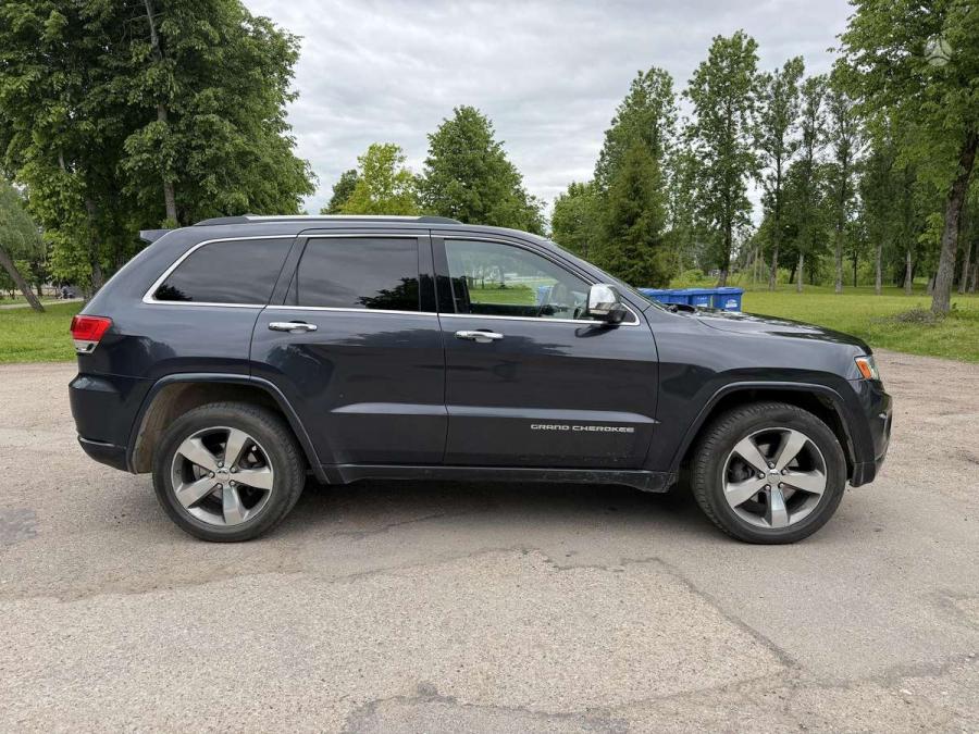 Zils Jeep Grand Cherokee 2014 Viļņa, ar dzinēja tilpumu 3.60 L un nobraukumu 172 tūkst. km par 14500 €, foto 9 vietnē AUTOMOTO.COM.LV