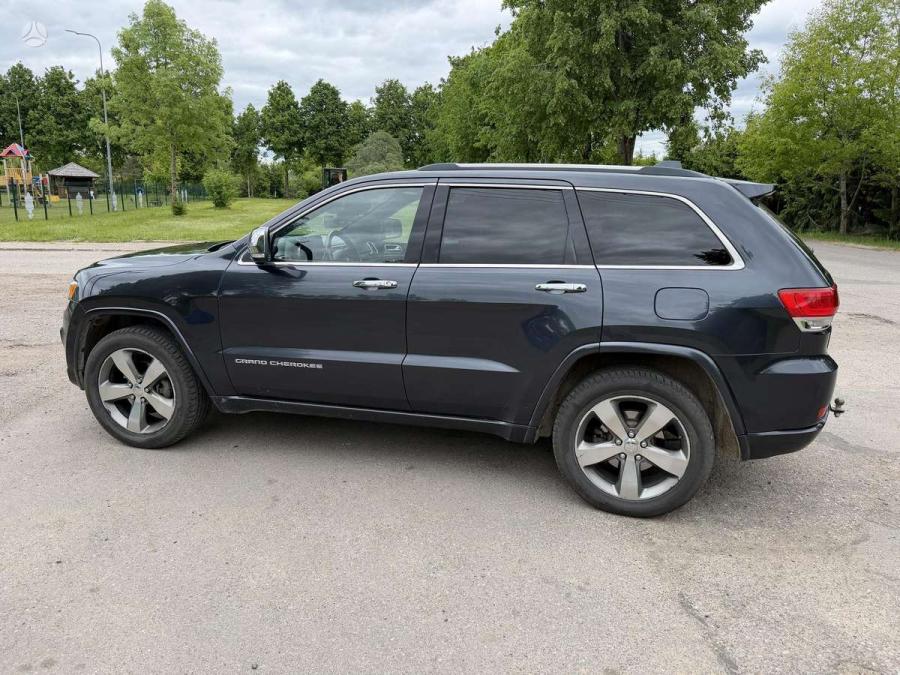 Zils Jeep Grand Cherokee 2014 Viļņa, ar dzinēja tilpumu 3.60 L un nobraukumu 172 tūkst. km par 14500 €, foto 14 vietnē AUTOMOTO.COM.LV