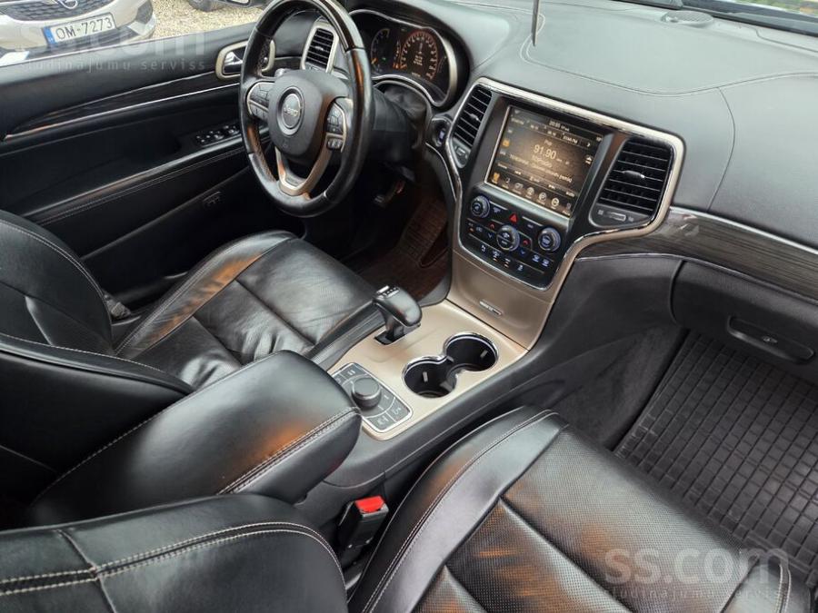 Zils Jeep Grand Cherokee 2014 Jelgava, ar dzinēja tilpumu 3.00 L un nobraukumu 0 tūkst. km par 11600 €, foto 16 vietnē AUTOMOTO.COM.LV