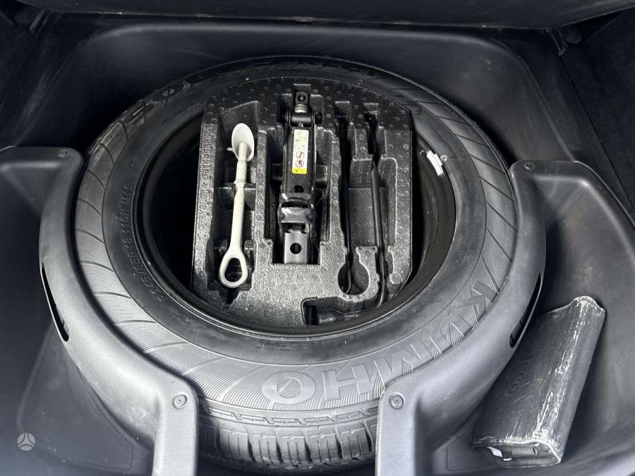 Blue Jeep Grand Cherokee 2014 in Siauliai, with an engine capacity of 2.99 L and mileage of 238 thousand km for 9200 €, photo 29 on AUTOMOTO.COM.LV