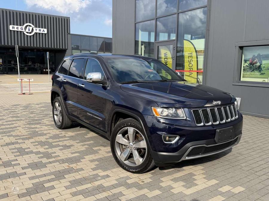 Zils Jeep Grand Cherokee 2015 Šauļi, ar dzinēja tilpumu 3.60 L un nobraukumu 180 tūkst. km par 9900 €, foto 1 vietnē AUTOMOTO.COM.LV