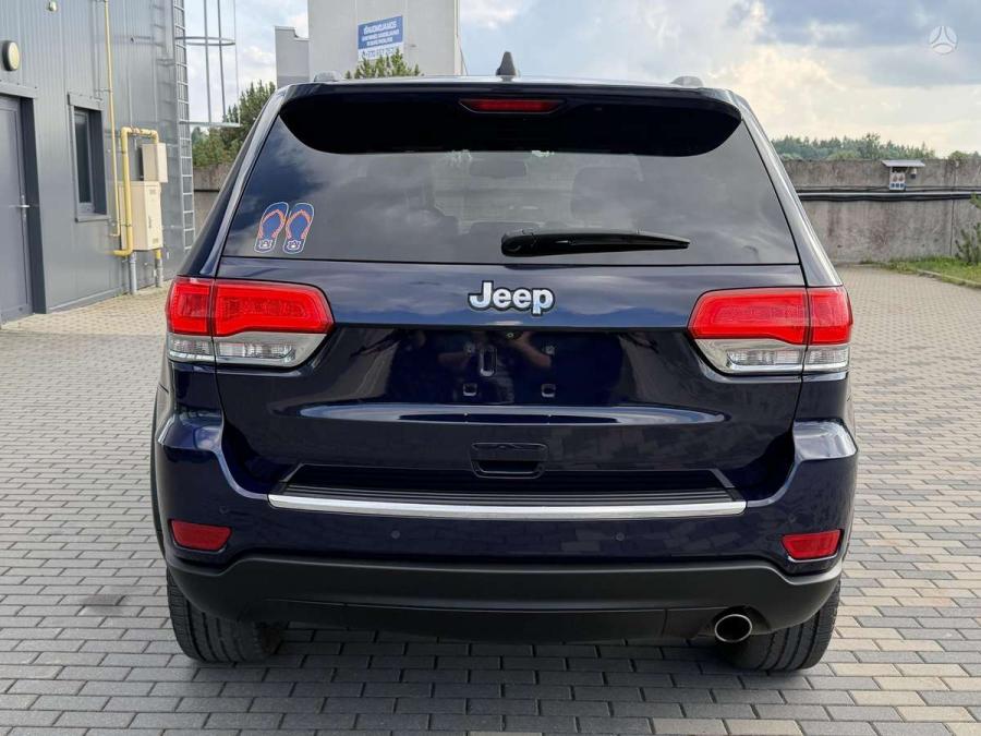 Zils Jeep Grand Cherokee 2015 Šauļi, ar dzinēja tilpumu 3.60 L un nobraukumu 180 tūkst. km par 9900 €, foto 8 vietnē AUTOMOTO.COM.LV