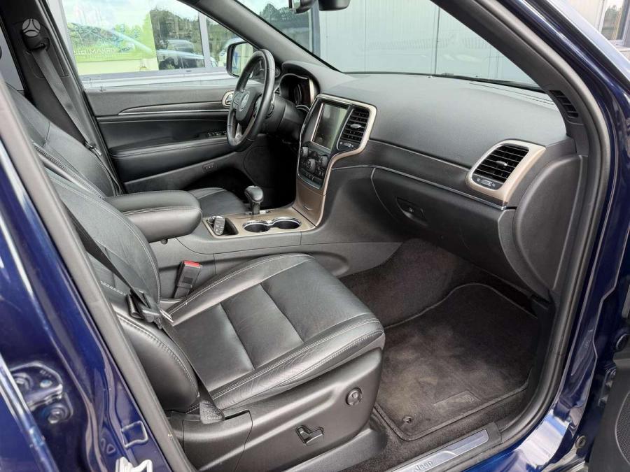 Zils Jeep Grand Cherokee 2015 Šauļi, ar dzinēja tilpumu 3.60 L un nobraukumu 180 tūkst. km par 9900 €, foto 14 vietnē AUTOMOTO.COM.LV