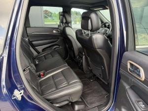 Zils Jeep Grand Cherokee 2015 Šauļi, ar dzinēja tilpumu 3.60 L un nobraukumu 180 tūkst. km par 9900 €, foto 17 vietnē AUTOMOTO.COM.LV