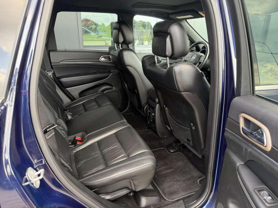 Zils Jeep Grand Cherokee 2015 Šauļi, ar dzinēja tilpumu 3.60 L un nobraukumu 180 tūkst. km par 9900 €, foto 17 vietnē AUTOMOTO.COM.LV