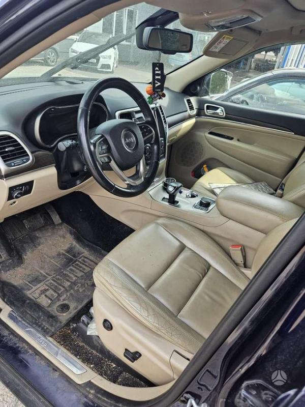 Zils Jeep Grand Cherokee 2015 Utena, ar dzinēja tilpumu 2.99 L un nobraukumu 351 tūkst. km par 8999 €, foto 6 vietnē AUTOMOTO.COM.LV