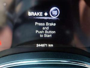Blue Jeep Grand Cherokee 2015 in Kaunas, with an engine capacity of 3.60 L and mileage of 244 thousand km for 10500 €, photo 17 on AUTOMOTO.COM.LV
