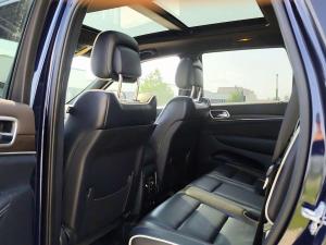 Blue Jeep Grand Cherokee 2015 in Kaunas, with an engine capacity of 3.60 L and mileage of 244 thousand km for 11000 €, photo 10 on AUTOMOTO.COM.LV