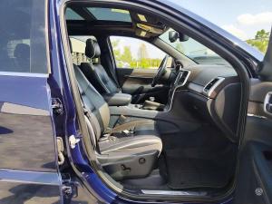 Blue Jeep Grand Cherokee 2015 in Kaunas, with an engine capacity of 3.60 L and mileage of 244 thousand km for 11000 €, photo 12 on AUTOMOTO.COM.LV