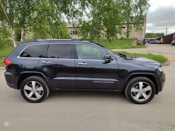 Zils Jeep Grand Cherokee 2015 Tauragė, ar dzinēja tilpumu 2.99 L un nobraukumu 197 tūkst. km par 10900 €, foto 10 vietnē AUTOMOTO.COM.LV