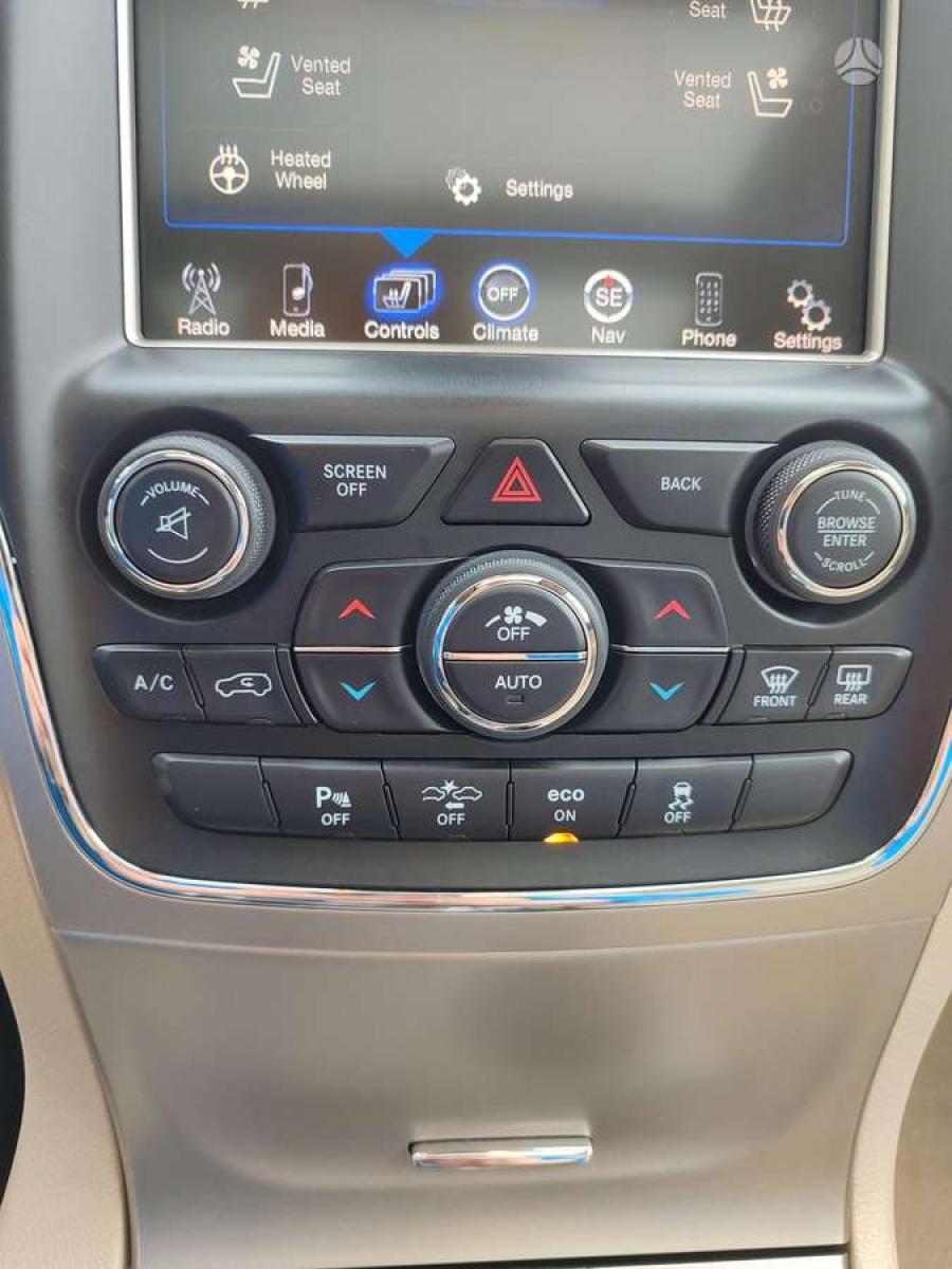 Blue Jeep Grand Cherokee 2015 in Taurage, with an engine capacity of 2.99 L and mileage of 197 thousand km for 10900 €, photo 20 on AUTOMOTO.COM.LV