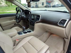 Blue Jeep Grand Cherokee 2015 in Taurage, with an engine capacity of 2.99 L and mileage of 197 thousand km for 10900 €, photo 25 on AUTOMOTO.COM.LV