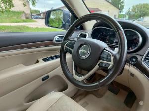 Blue Jeep Grand Cherokee 2015 in Taurage, with an engine capacity of 2.99 L and mileage of 197 thousand km for 10900 €, photo 27 on AUTOMOTO.COM.LV