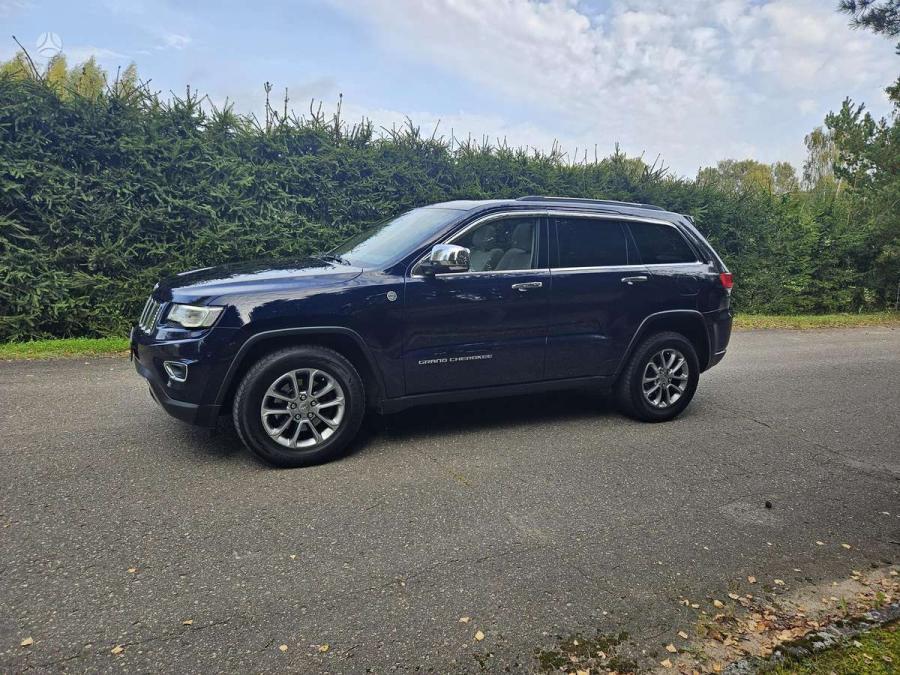 Zils Jeep Grand Cherokee 2015 Utena, ar dzinēja tilpumu 2.99 L un nobraukumu 320 tūkst. km par 9999 €, foto 7 vietnē AUTOMOTO.COM.LV