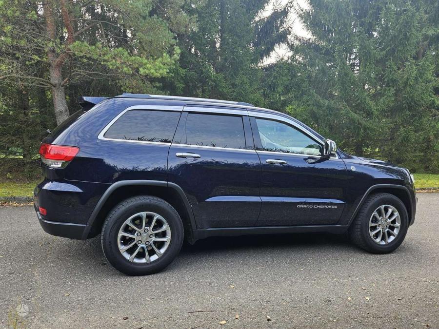 Zils Jeep Grand Cherokee 2015 Utena, ar dzinēja tilpumu 2.99 L un nobraukumu 320 tūkst. km par 9999 €, foto 8 vietnē AUTOMOTO.COM.LV