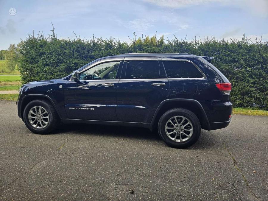 Zils Jeep Grand Cherokee 2015 Utena, ar dzinēja tilpumu 2.99 L un nobraukumu 320 tūkst. km par 9999 €, foto 9 vietnē AUTOMOTO.COM.LV