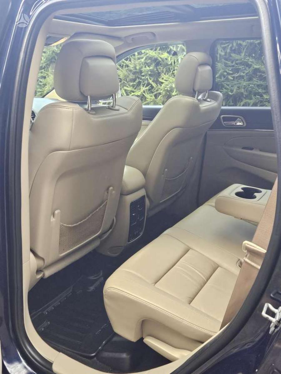 Zils Jeep Grand Cherokee 2015 Utena, ar dzinēja tilpumu 2.99 L un nobraukumu 320 tūkst. km par 9999 €, foto 18 vietnē AUTOMOTO.COM.LV