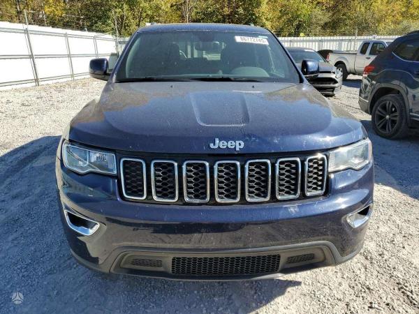 Blue Jeep Grand Cherokee 2017 in Vilnius, with an engine capacity of 3.60 L and mileage of 293 thousand km for 10700 €, photo 1 on AUTOMOTO.COM.LV