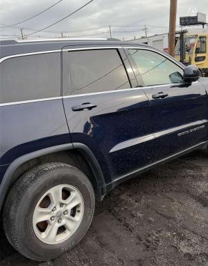 Blue Jeep Grand Cherokee 2017 in Vilnius, with an engine capacity of 3.60 L and mileage of 293 thousand km for 10700 €, photo 21 on AUTOMOTO.COM.LV