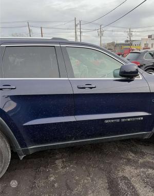 Blue Jeep Grand Cherokee 2017 in Vilnius, with an engine capacity of 3.60 L and mileage of 293 thousand km for 10700 €, photo 26 on AUTOMOTO.COM.LV