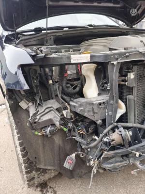 Zils Jeep Grand Cherokee 2017 Kauņa, ar dzinēja tilpumu 5.65 L un nobraukumu 226 tūkst. km par 10800 €, foto 9 vietnē AUTOMOTO.COM.LV