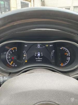 Zils Jeep Grand Cherokee 2017 Kauņa, ar dzinēja tilpumu 5.65 L un nobraukumu 226 tūkst. km par 10800 €, foto 10 vietnē AUTOMOTO.COM.LV