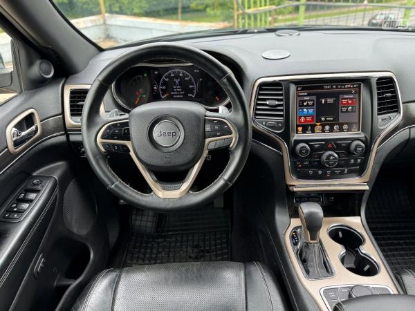 Blue Jeep Grand Cherokee 2017 in Vilnius, with an engine capacity of 3.60 L and mileage of 181 thousand km for 15900 €, photo 3 on AUTOMOTO.COM.LV