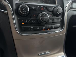 Zils Jeep Grand Cherokee 2017 Viļņa, ar dzinēja tilpumu 3.60 L un nobraukumu 181 tūkst. km par 15900 €, foto 8 vietnē AUTOMOTO.COM.LV