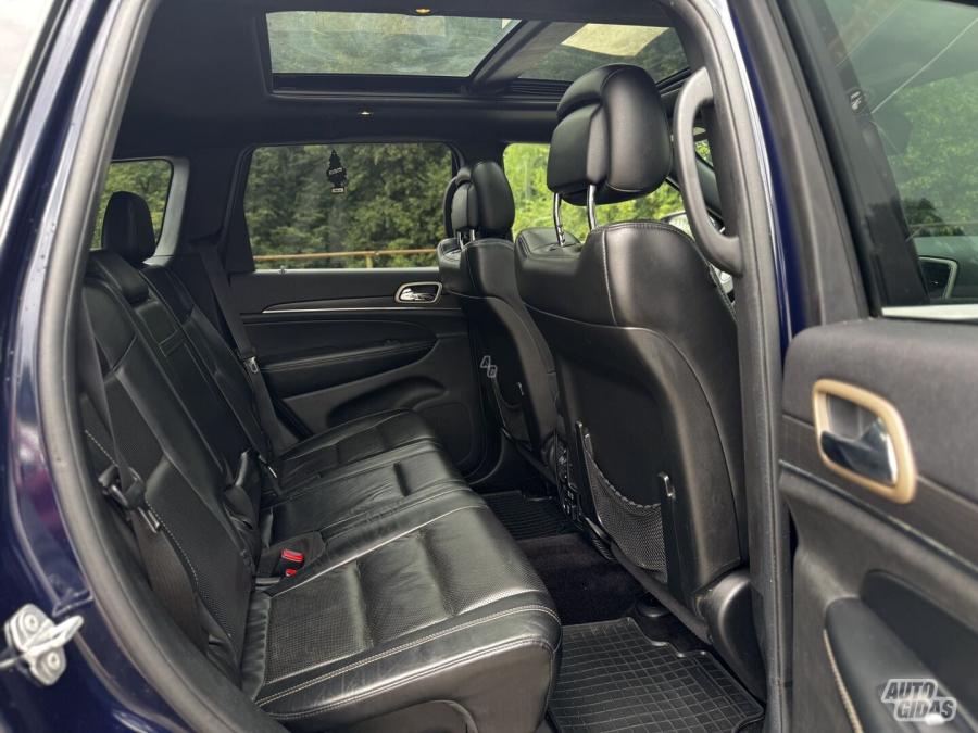 Zils Jeep Grand Cherokee 2017 Viļņa, ar dzinēja tilpumu 3.60 L un nobraukumu 181 tūkst. km par 15900 €, foto 29 vietnē AUTOMOTO.COM.LV