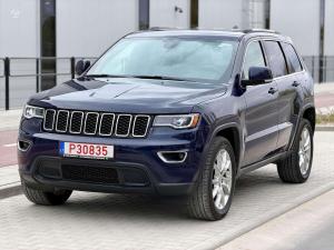 Blue Jeep Grand Cherokee 2017 in Vilnius, with an engine capacity of 3.60 L and mileage of 293 thousand km for 14650 €, photo  on AUTOMOTO.COM.LV