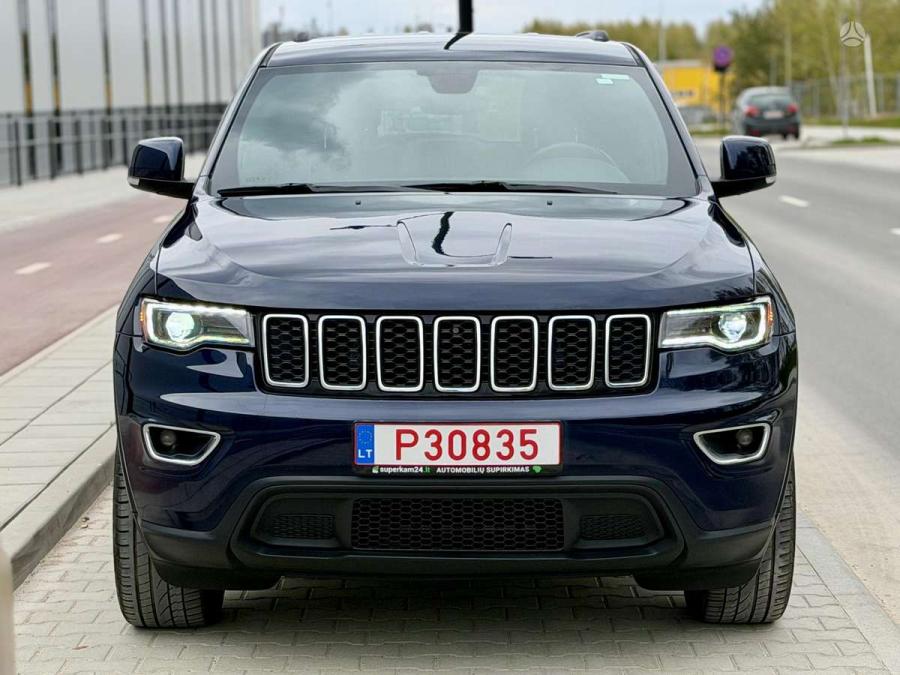 Синий Джип Гранд Чероки 2017 в Вильнюс, объемом двигателя 3.60 л и пробегом 293 тыс. км за 14650 €, фото 3 на AUTOMOTO.COM.LV