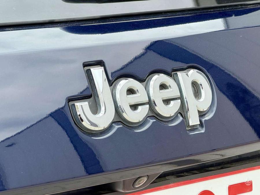 Zils Jeep Grand Cherokee 2017 Viļņa, ar dzinēja tilpumu 3.60 L un nobraukumu 293 tūkst. km par 13700 €, foto 14 vietnē AUTOMOTO.COM.LV
