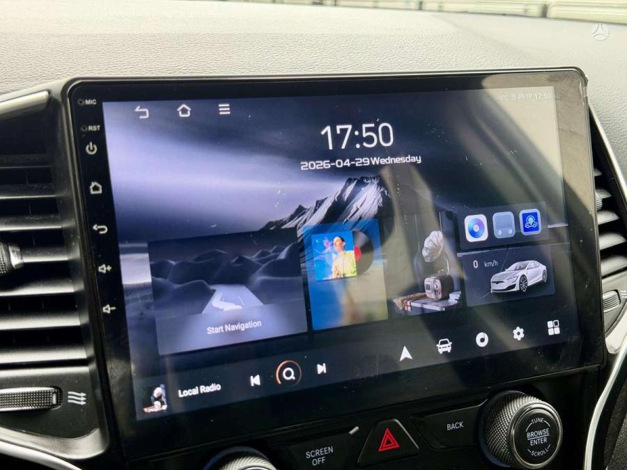 Zils Jeep Grand Cherokee 2017 Viļņa, ar dzinēja tilpumu 3.60 L un nobraukumu 293 tūkst. km par 13700 €, foto 25 vietnē AUTOMOTO.COM.LV