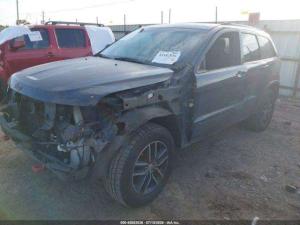 Zils Jeep Grand Cherokee 2017 Šauļi, ar dzinēja tilpumu 3.60 L un nobraukumu 226 tūkst. km par 12300 €, foto 4 vietnē AUTOMOTO.COM.LV