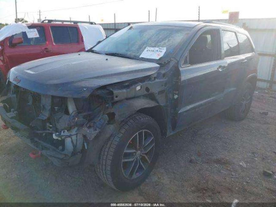 Zils Jeep Grand Cherokee 2017 Šauļi, ar dzinēja tilpumu 3.60 L un nobraukumu 226 tūkst. km par 12300 €, foto 4 vietnē AUTOMOTO.COM.LV