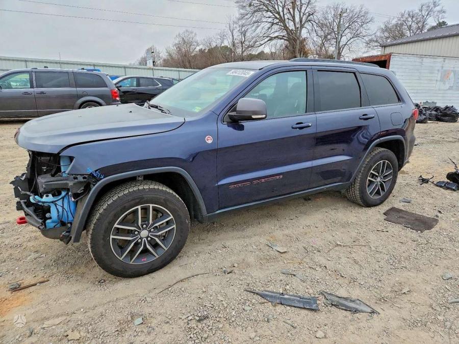 Zils Jeep Grand Cherokee 2018 Klaipėda, ar dzinēja tilpumu 5.65 L un nobraukumu 108 tūkst. km par 10650 €, foto 1 vietnē AUTOMOTO.COM.LV