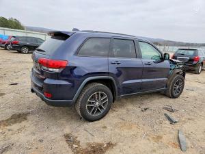 Zils Jeep Grand Cherokee 2018 Klaipėda, ar dzinēja tilpumu 5.65 L un nobraukumu 108 tūkst. km par 10650 €, foto 4 vietnē AUTOMOTO.COM.LV
