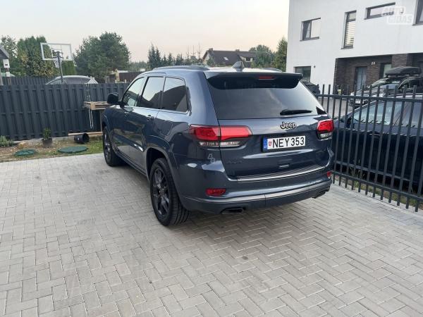 Blue Jeep Grand Cherokee 2020 in Vilnius, with an engine capacity of 3.60 L and mileage of 127 thousand km for 25999 €, photo 7 on AUTOMOTO.COM.LV